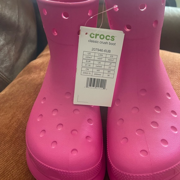 CROCS | Shoes | Crocs Classic Crush Boots | Poshmark